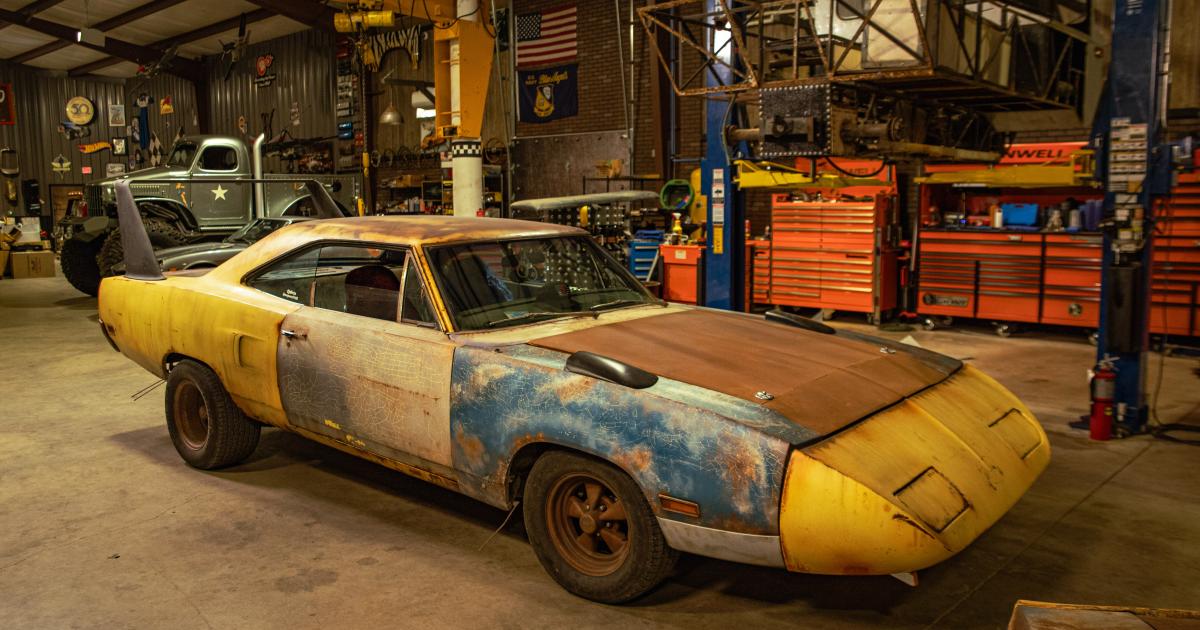 Stacey David's The Dirt Bird